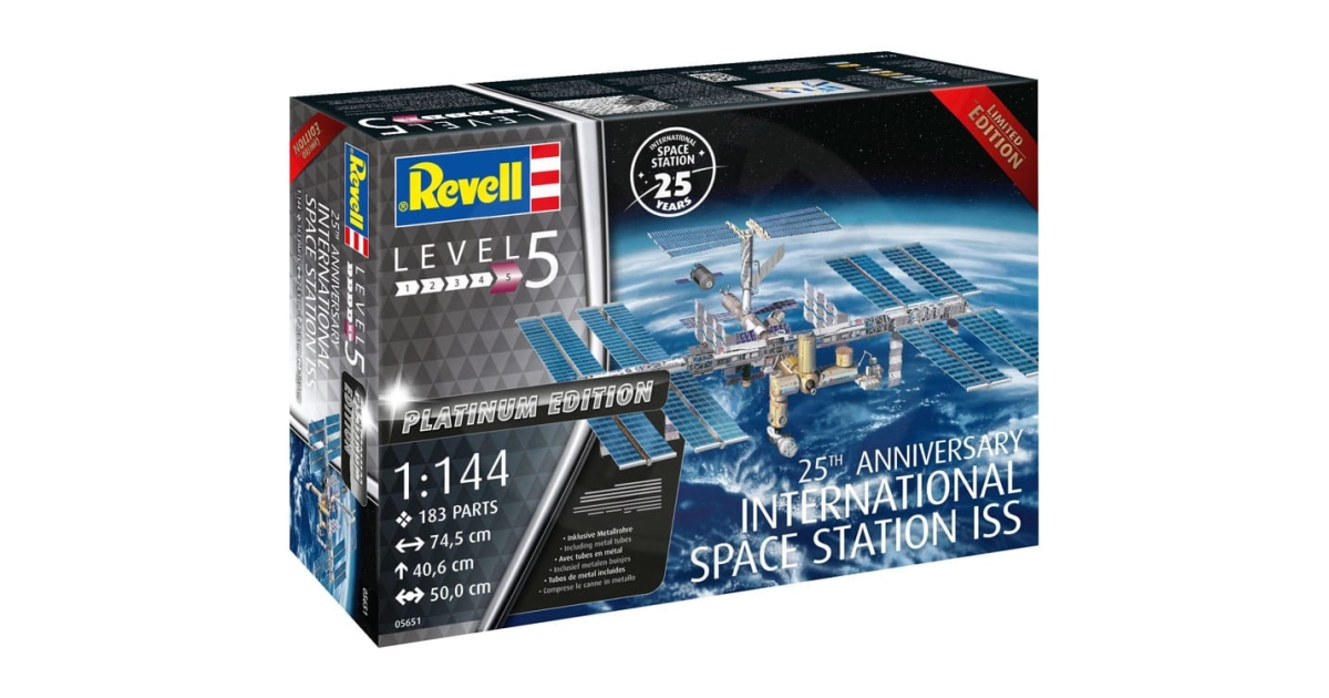Revell Model - ISS - 1/144 25th Anniversary Platinum Edition - 74 cm